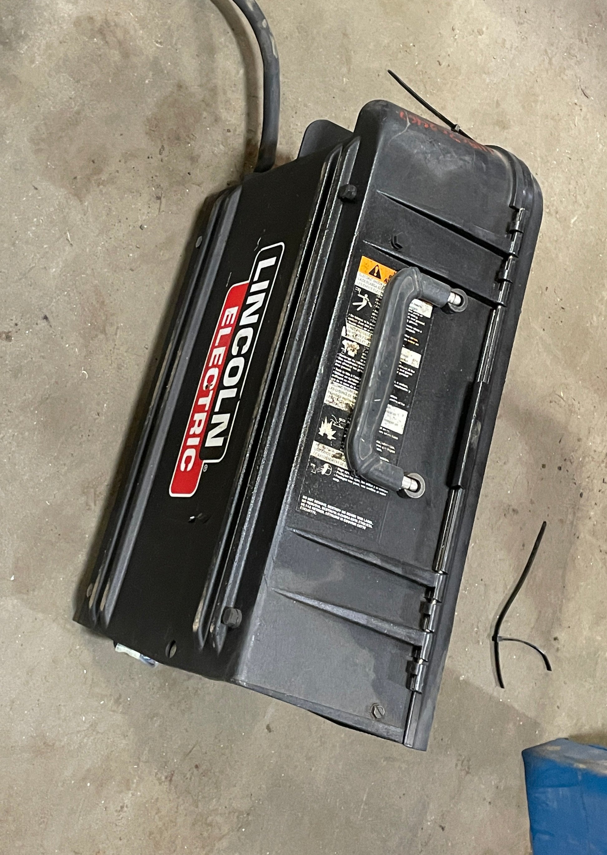 Lincoln LN25 Pro Wire Feeder with Gun - Reconditioned – General ...