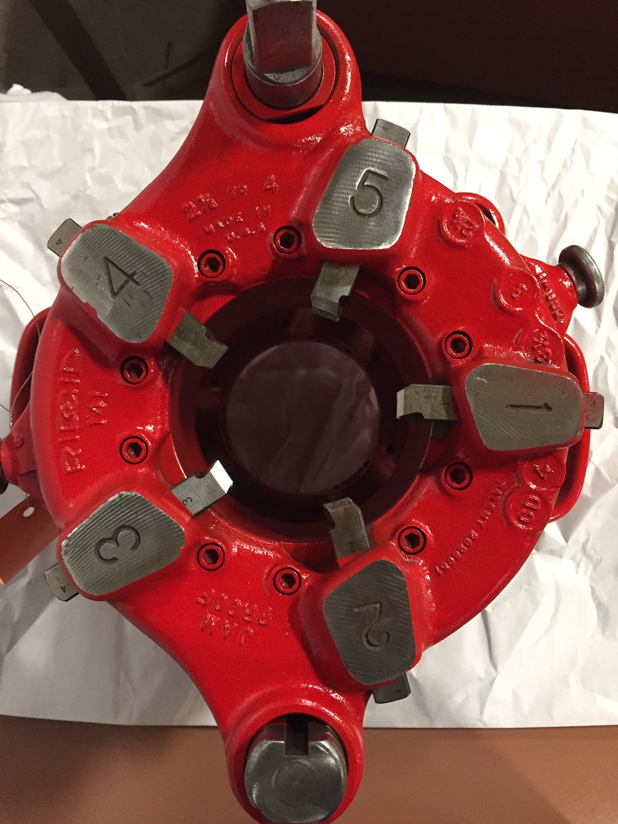 Ridgid 141 2-1/2 Inch to 4 Inch Geared Pipe w/Dies - Reconditioned ...